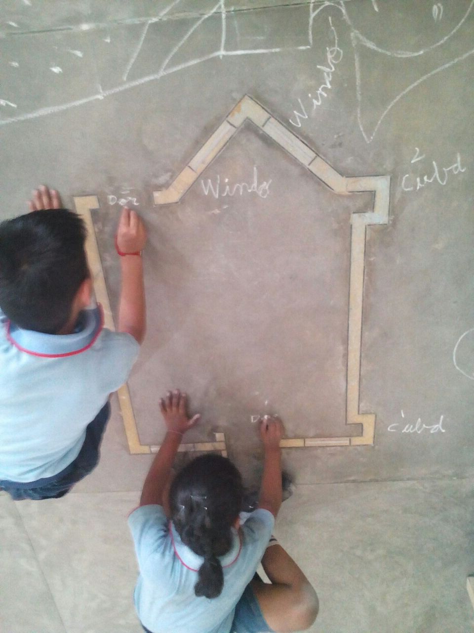 Building as Learning Aid (BaLA)